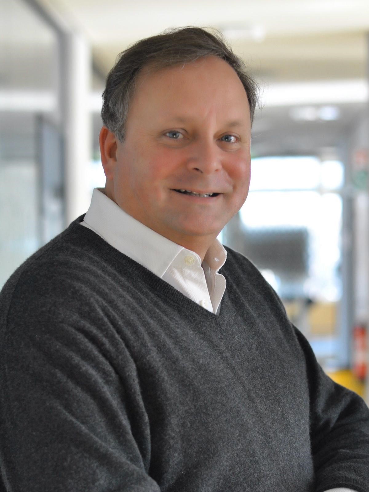 Mai-Lý Ngo und Christian Riekel über Diversity & Inclusion bei AXA